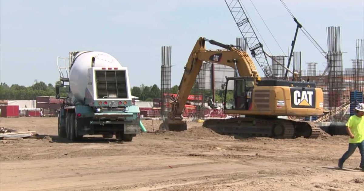 Kent Companies | Beating the Heat on the Jobsite: Kent Crews Featured…